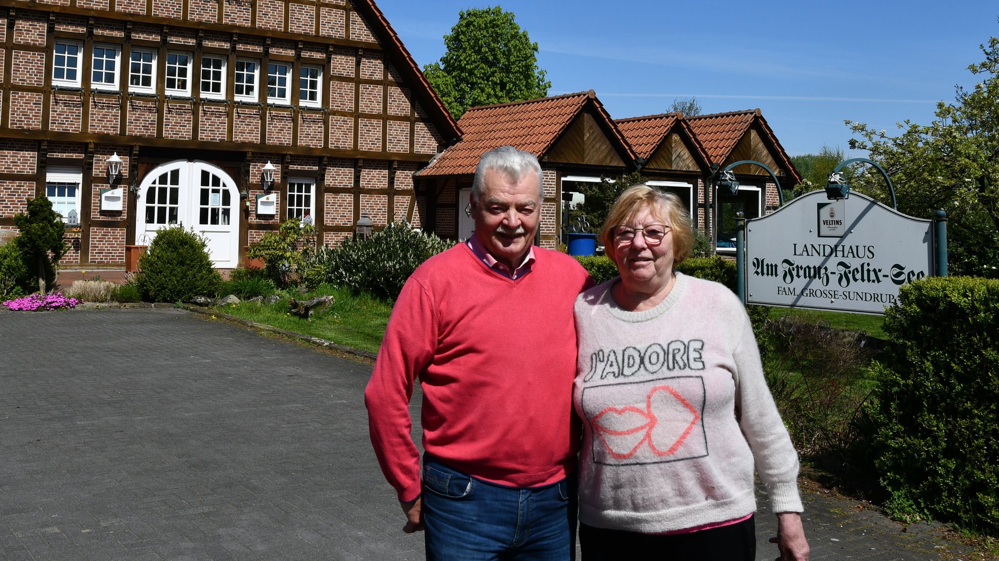 Speisen und Feiern mit Blick aufs Wasser