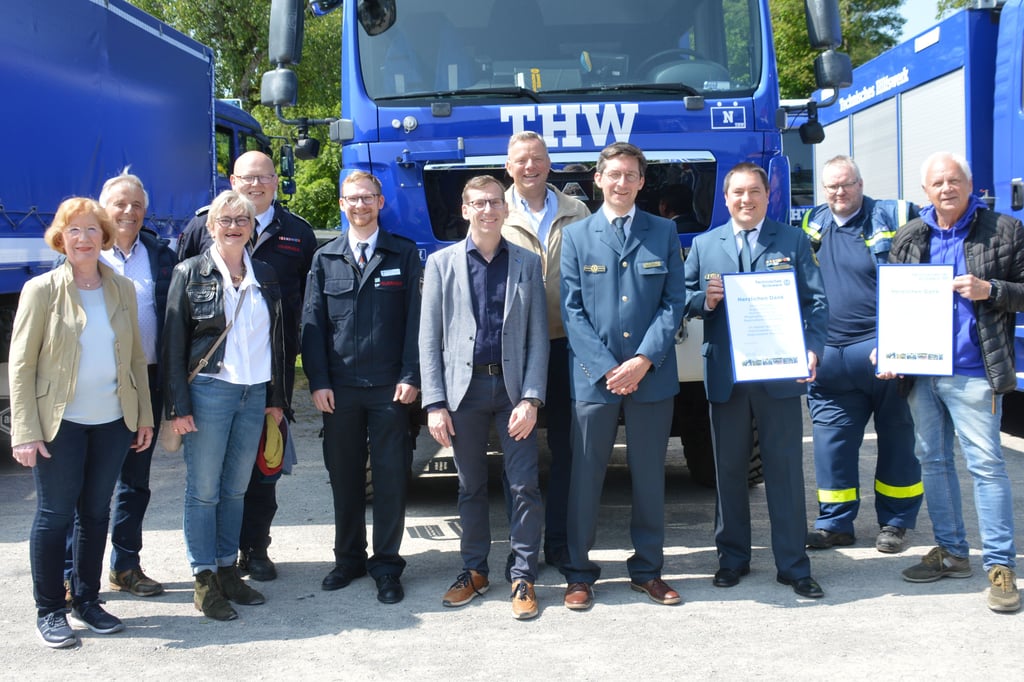 THW macht die Diemelaue in Warburg zum größten Zeltlager der Region