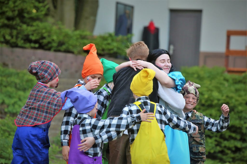 Die schönsten Bilder der Schneewittchen-Premiere auf der Freilichtbühne ...
