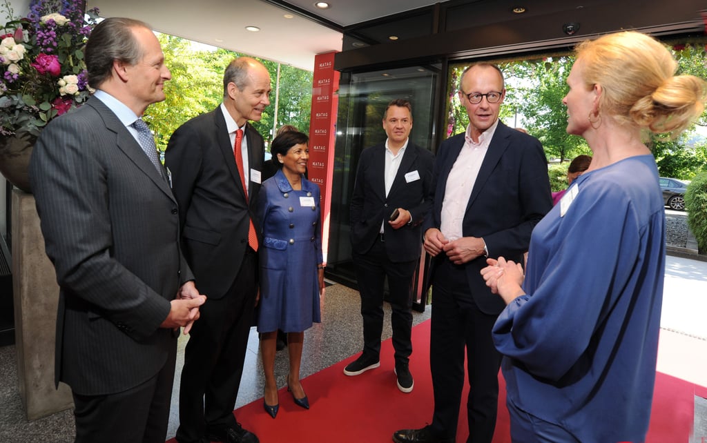 Bielefeld: Friedrich Merz kritisiert Ampelkoalition bei Katag-Tagung