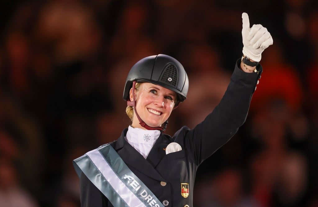 Dressur-DM: Sieg für Jessica von Bredow-Werndl