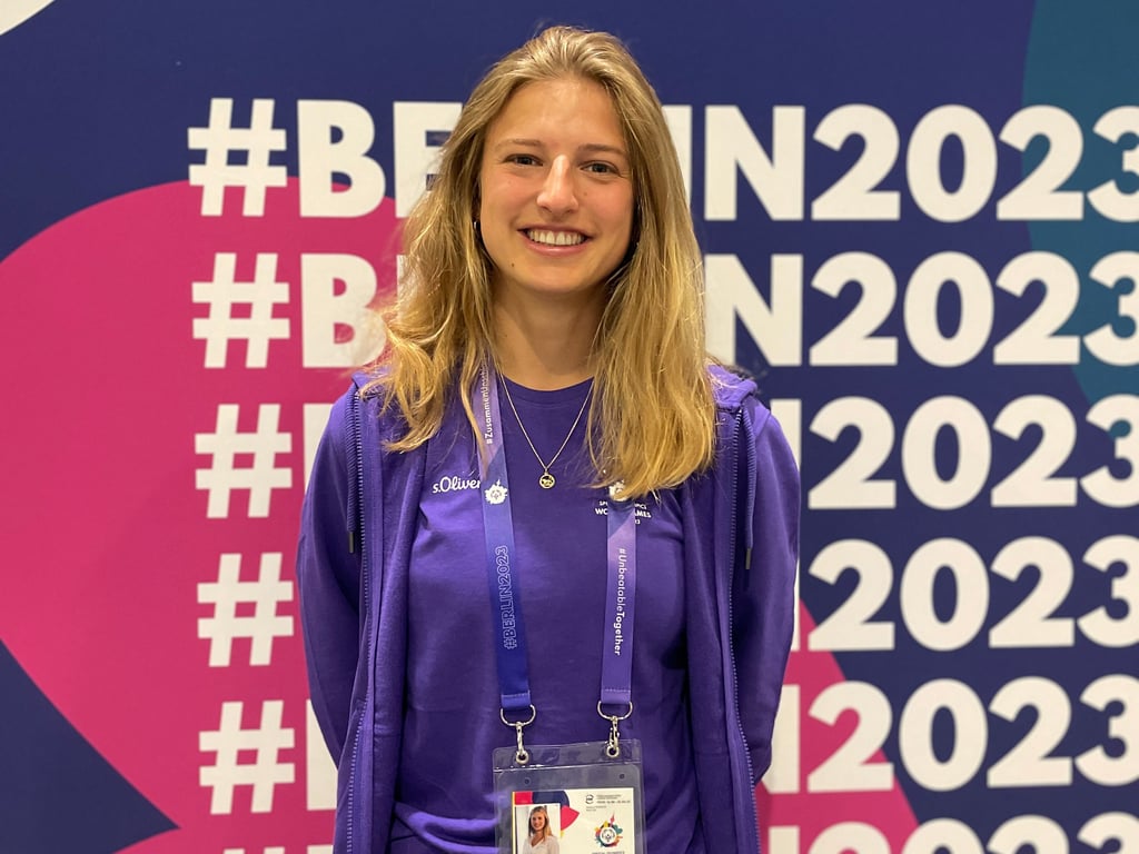 Lüdinghausen: Anna Gosmann als Volonteer bei den Special Olympics dabei