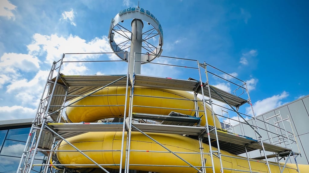 Ishara in Bielefeld: Rutsche bekommt Beleuchtung