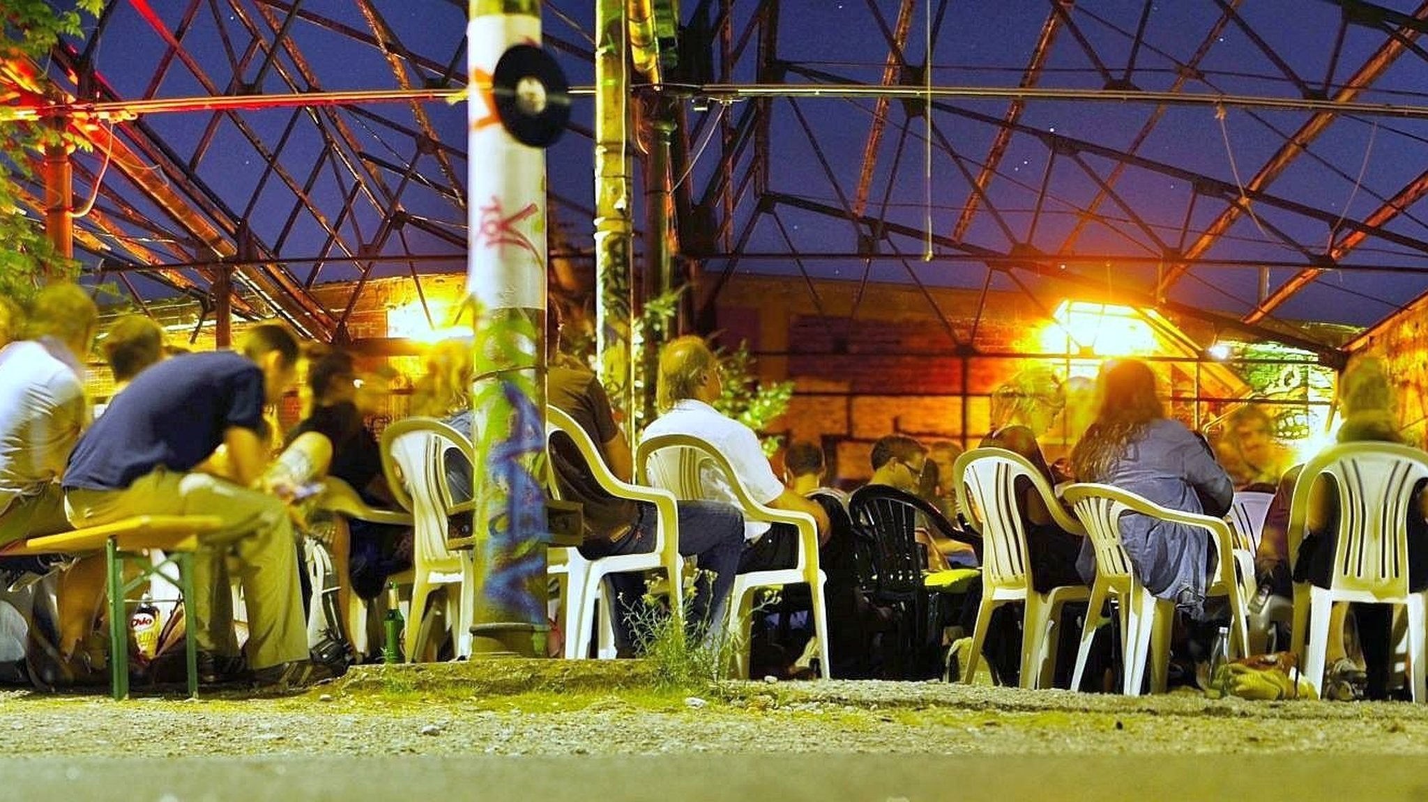 Kamp Flimmern 2023: Grillen, Chillen und Filme genießen am Hawerkamp