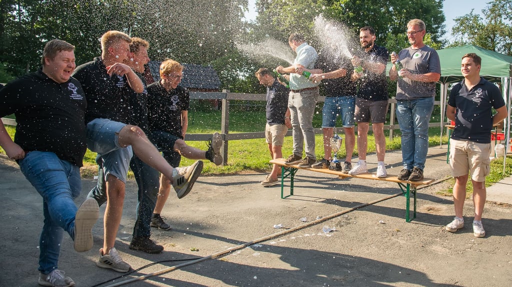 Julius Weber gewinnt Pokalschießen