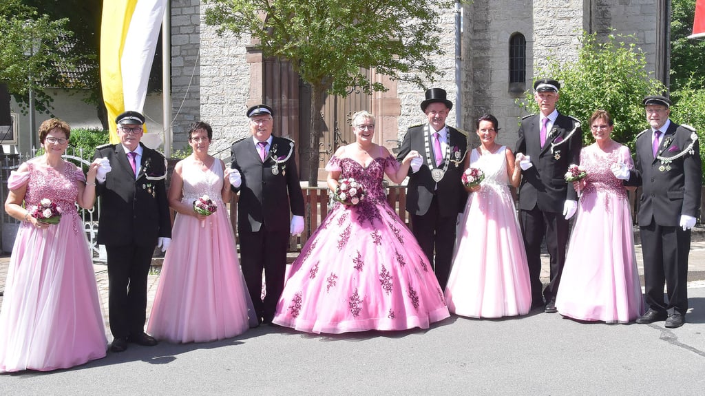 Schützenfest in Rolfzen: Reinhard und Ulla Schrenner regieren