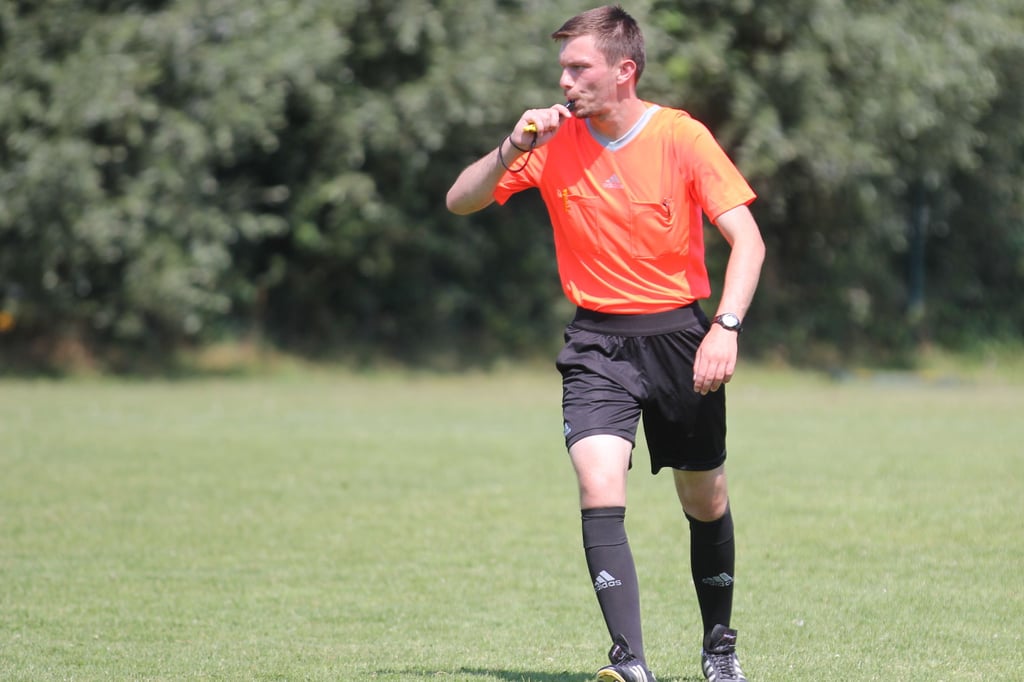 Kapetschny pfeift das Finale