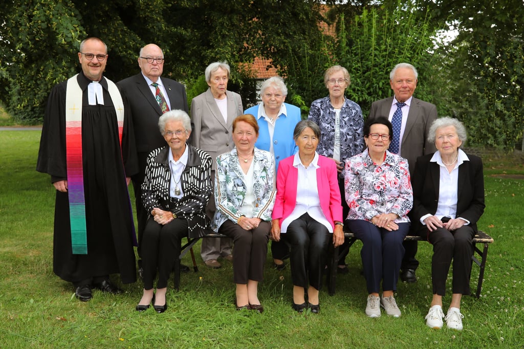 Stemwede: Kirchengemeinde Dielingen feiert Jubelkonfirmationen