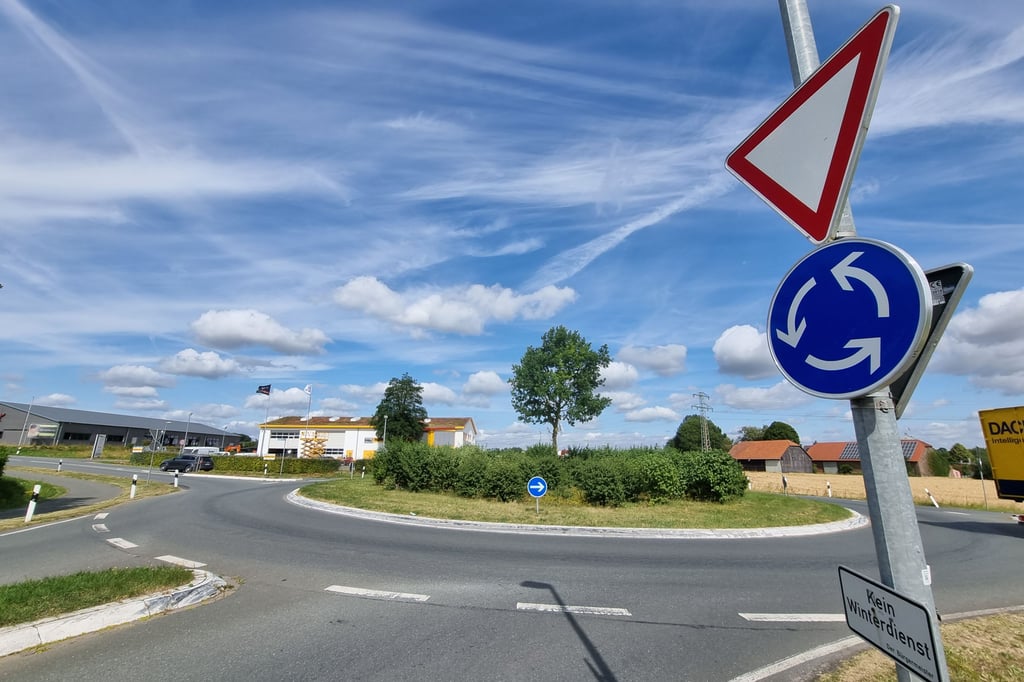 Warburg: Arbeiten am Kreisverkehr sorgen für Sperrung