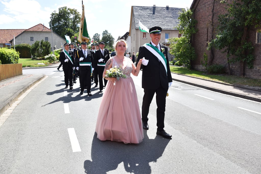 Schützenfest Dössel: Daniel und Svenja Kaßmann regieren