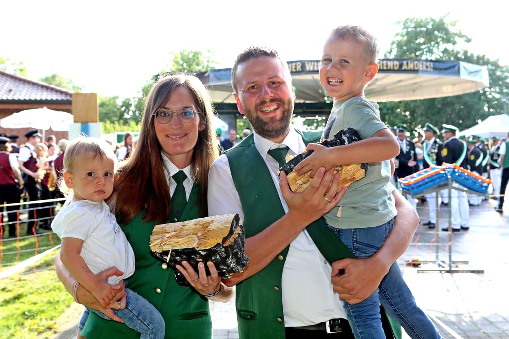 Daniel und Rebecca Kößmeier regieren Schützen in Delbrück-Boke
