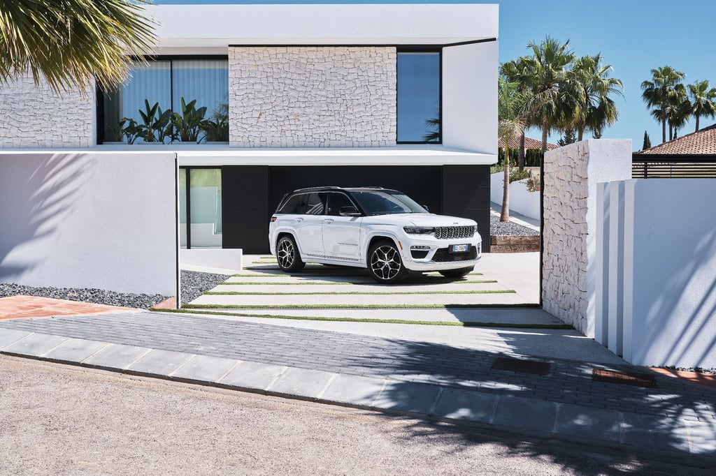 Moderne Zeiten: So fährt der neue Jeep Grand Cherokee