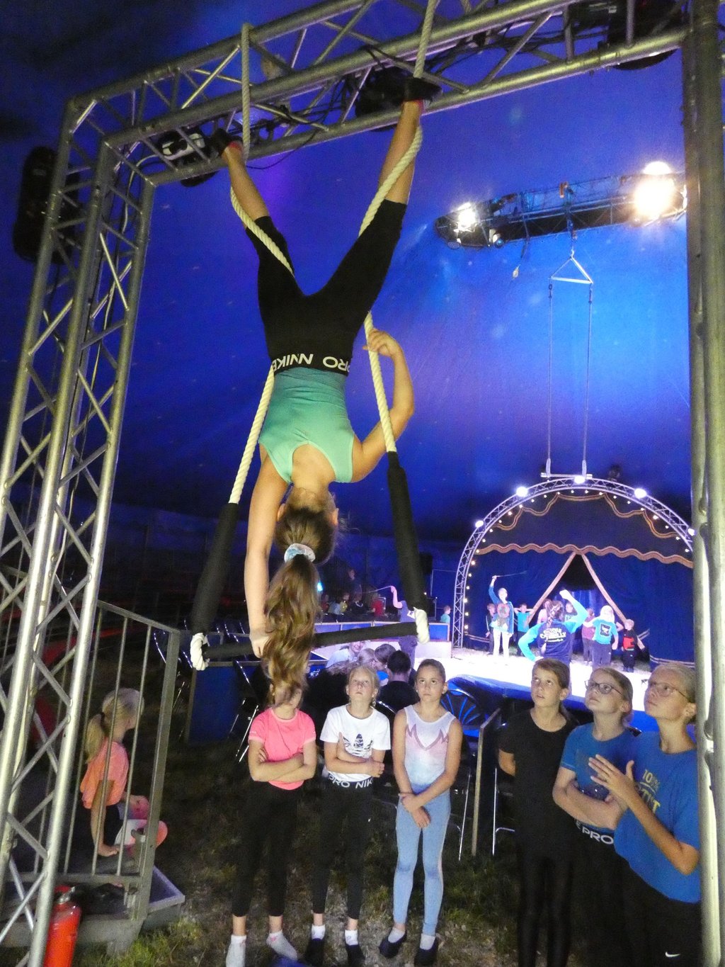 Kinder werden zu echten Artisten