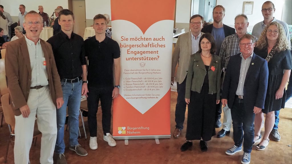 Fußballprofi Michael Parensen beim Sommerfest in Nieheim