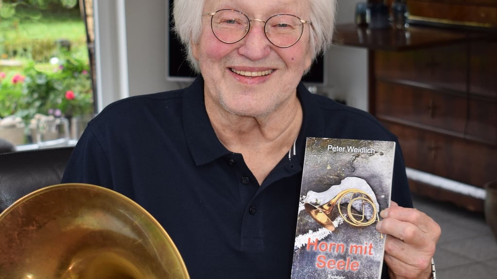 Steinfurter Autor Peter Weidlich setzt Instrument ein ganz besonderes ...