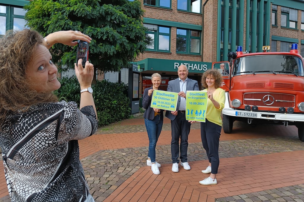Schloß Holte-Stukenbrocks Bürgermeister fordert Landrat Sven-Georg ...