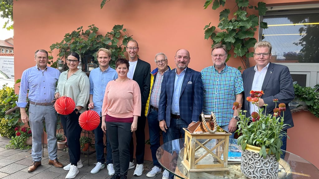 1500 Bungen leuchten in Warendorf