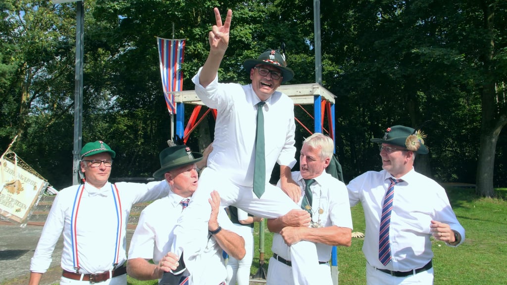 Frank Büscher ist neuer König