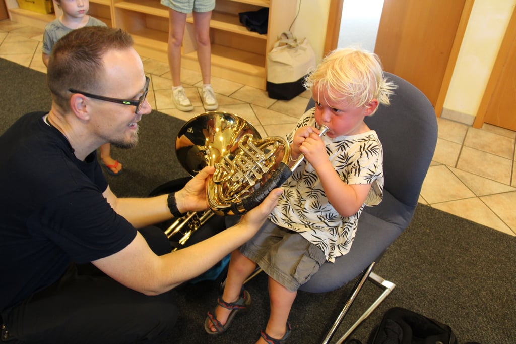 Der erste Schritt zum Musizieren