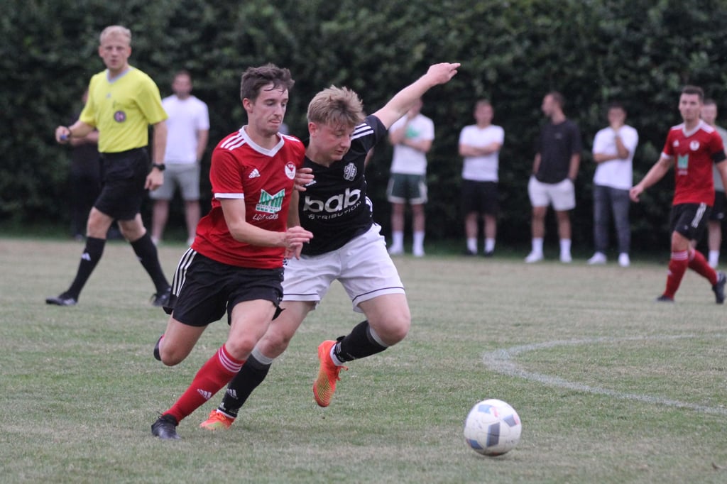 Sieg in Unterzahl: TuS Dielingen kommt mit einem blauem Auge davon