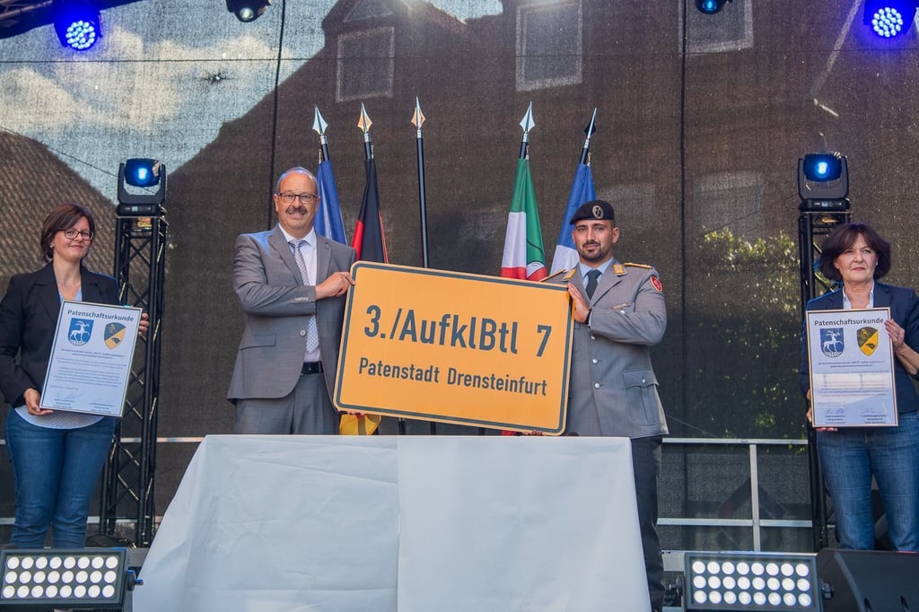 Begegnungen und den Austausch fördern