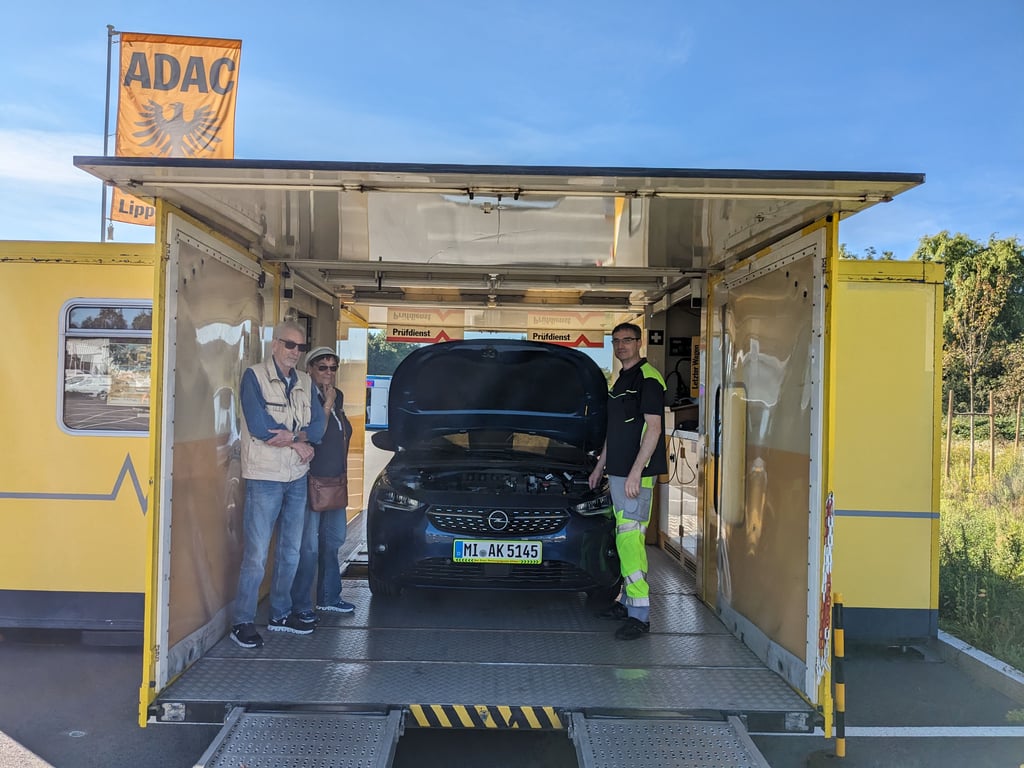 Beim ADAC geht es in Löhne mal eben auf die Bühne