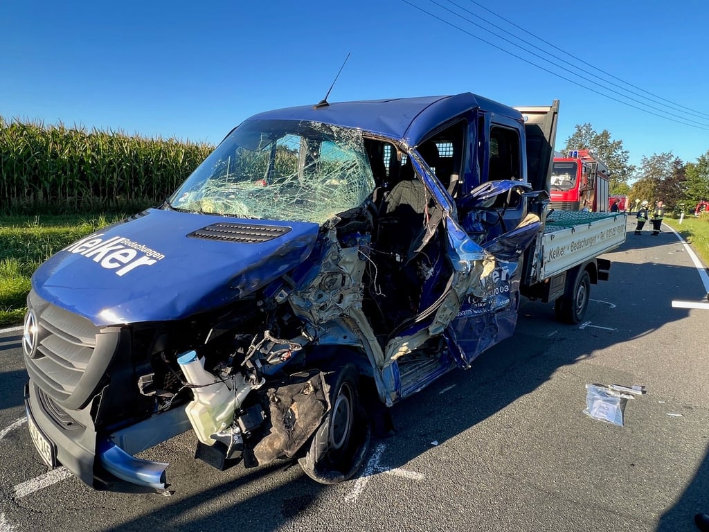 Nach Unfall mit Trecker in Versmold: Mann (57) schwer verletzt