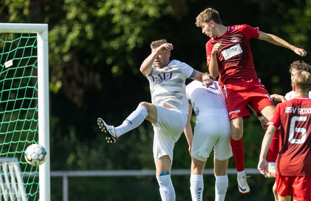 Vollgas zum Derbysieg: Spitzenreiter Roxel lässt Wacker keine Chance