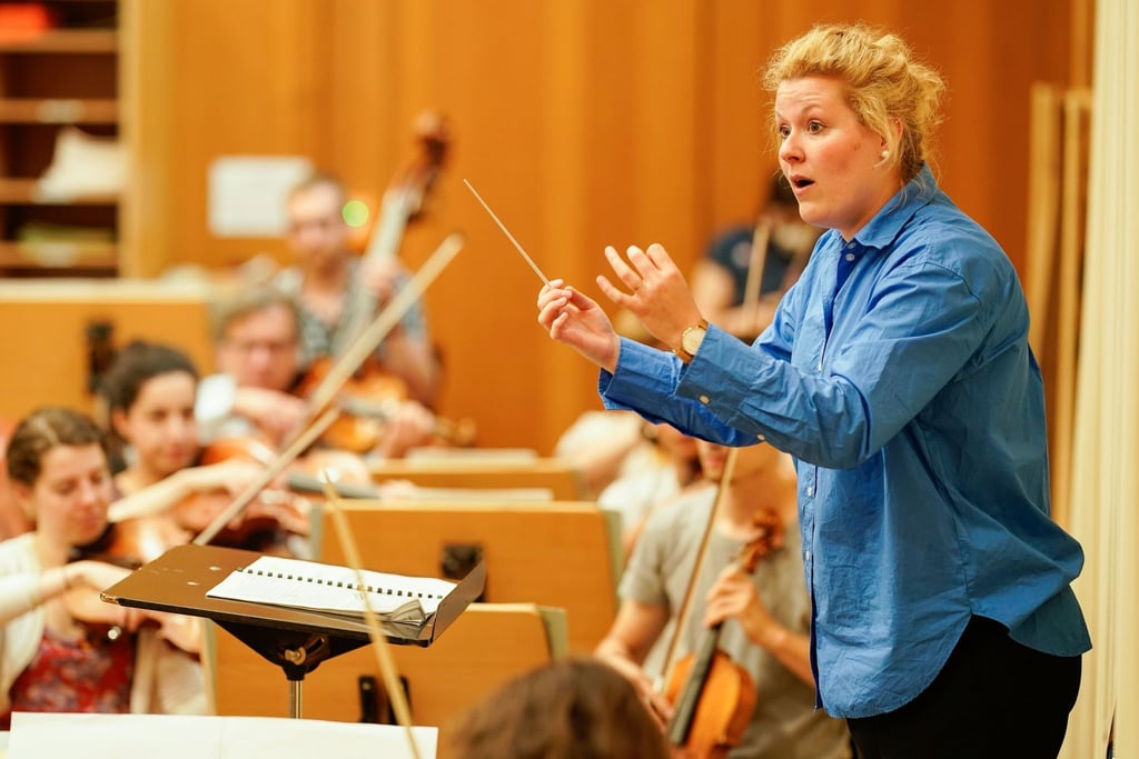 Was macht eigentlich eine Dirigentin?