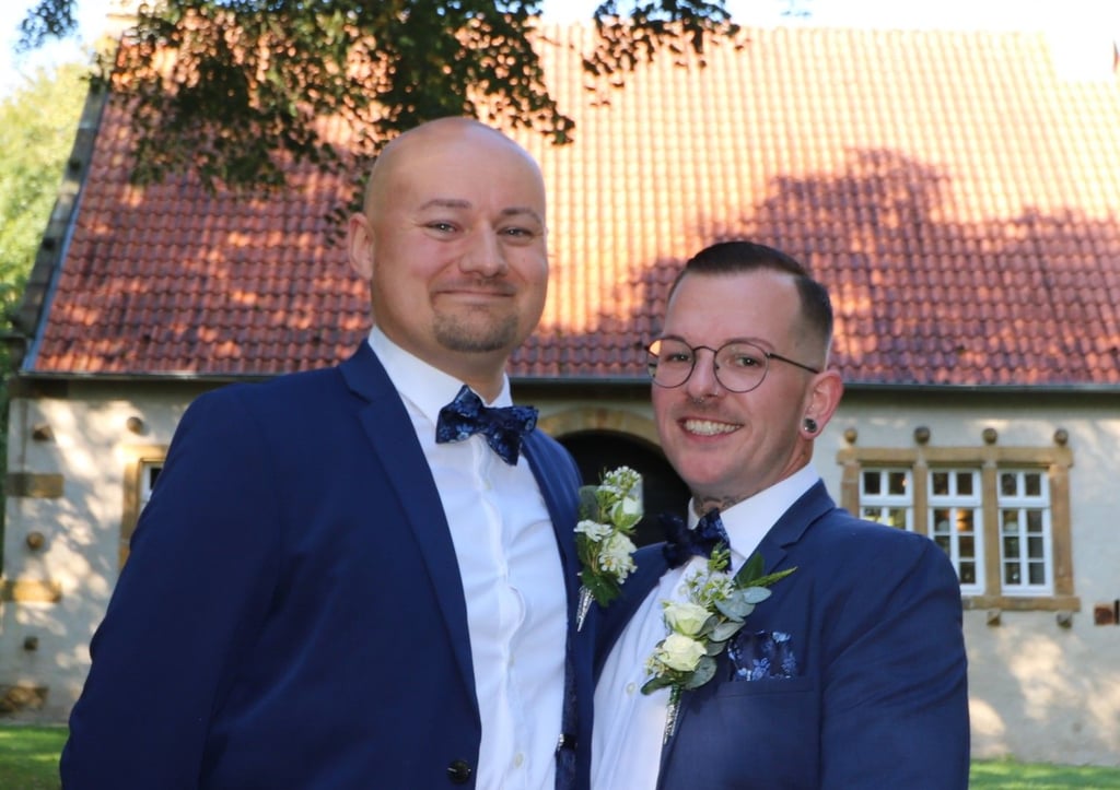 Erste gleichgeschlechtliche evangelische Trauung in Spenge