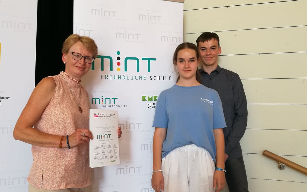 Lübbecke : Wittekind-Gymnasium als MINT-freundliche Schule geehrt