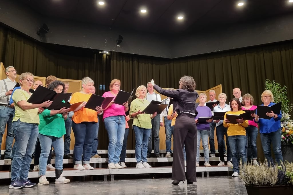 Oktoberwoche Warburg 2023: Konzert der Chöre im PZ