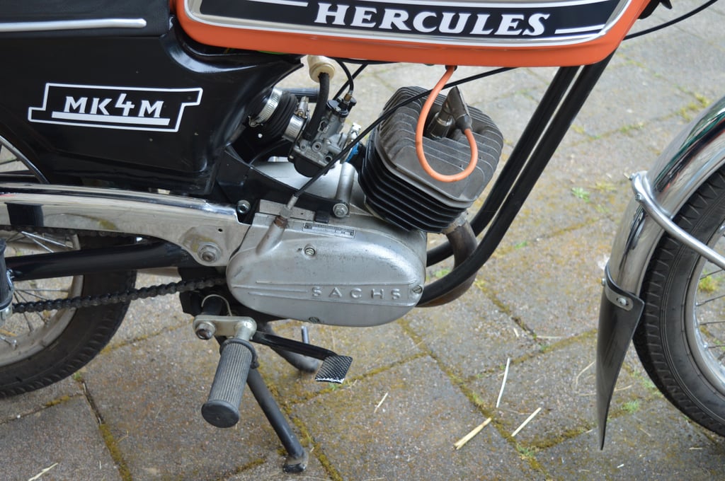 Bildergalerie: Oldtimer-Serie - Elias Hagemann aus Niesen zeigt seine ...