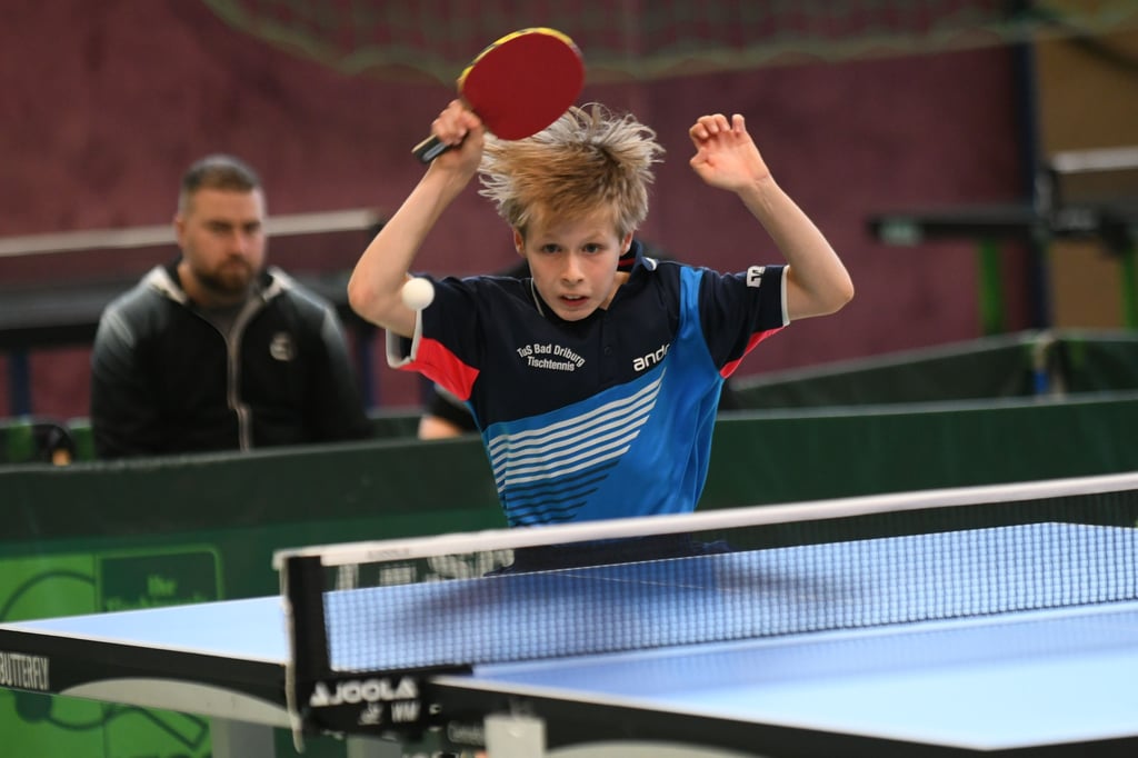 Tischtennis-Bezirksoberliga: DJK Adler Brakel, TuS Bad Driburg und SV Bergheim siegen