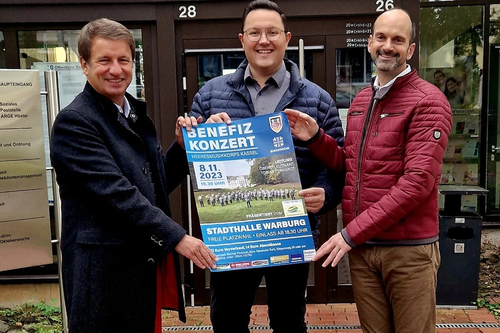 Heeresmusikkorps Kassel spielt Benefizkonzert in Warburg