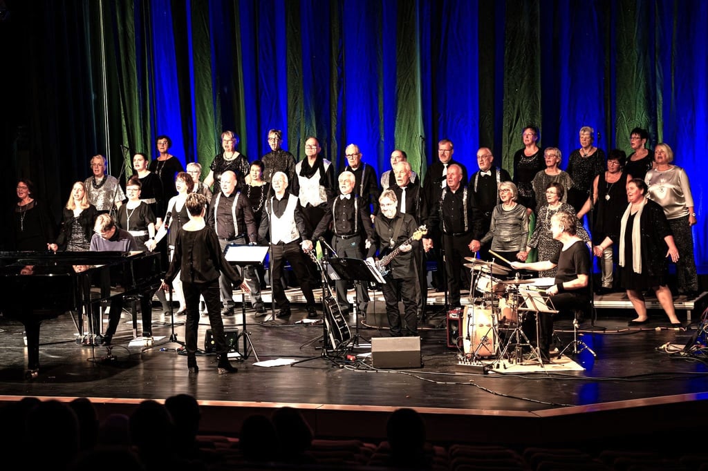 „Chorissimo 2000“ singt „Das Beste aus 20 Jahren“