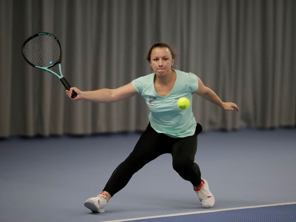 Hallen-Tennis: Nur die Mastbrucher Damen 30 siegen