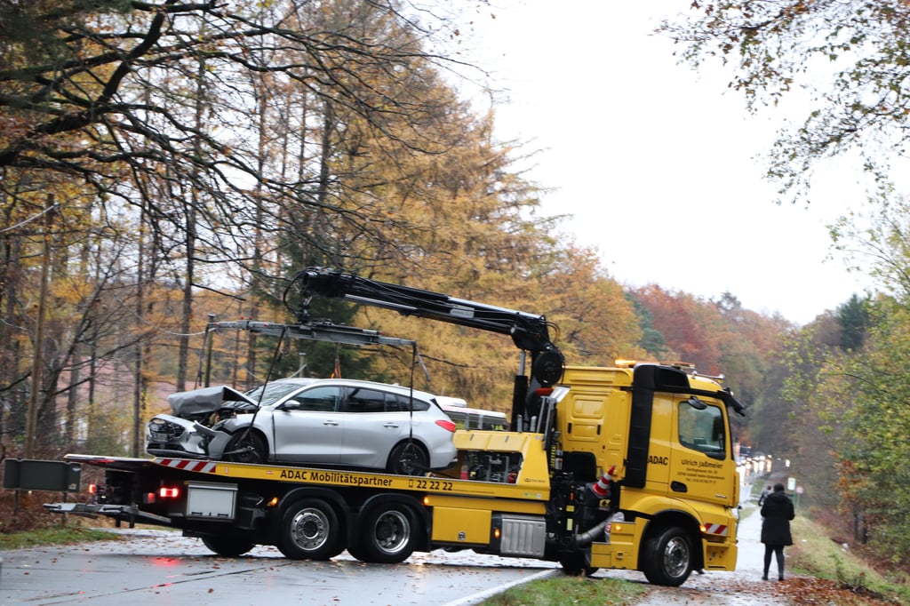 Auffahrunfall in Schloß Holte-Stukenbrock: Bielefelder Straße eine Stunde lang gesperrt