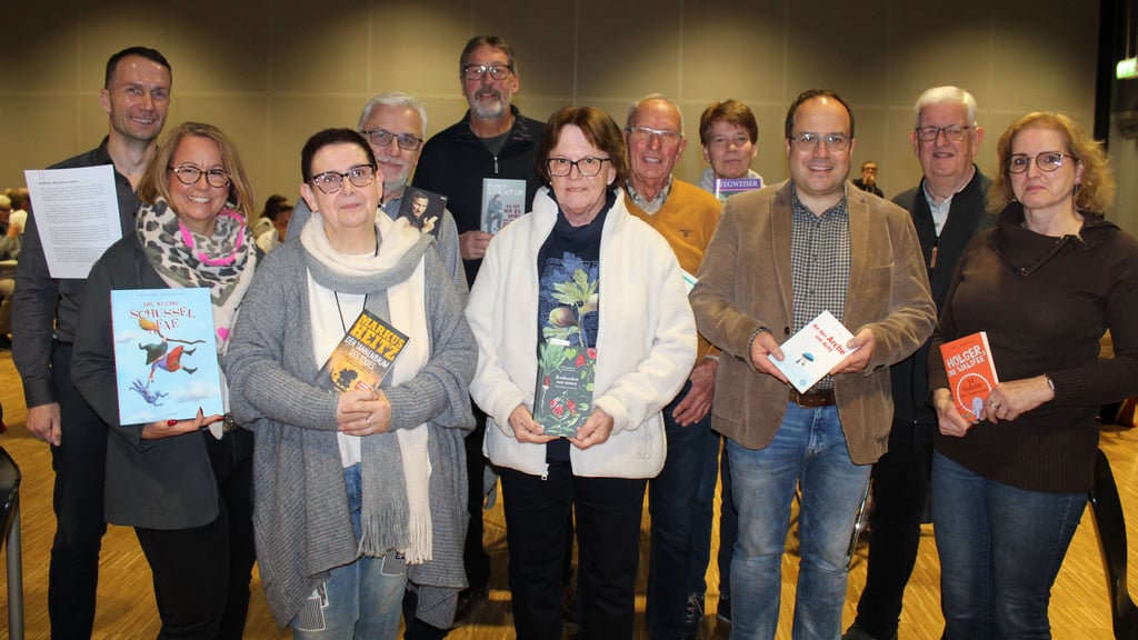 Hüllhorst: Geschichtenvielfalt beim Vorleseabend des Heimatvereins