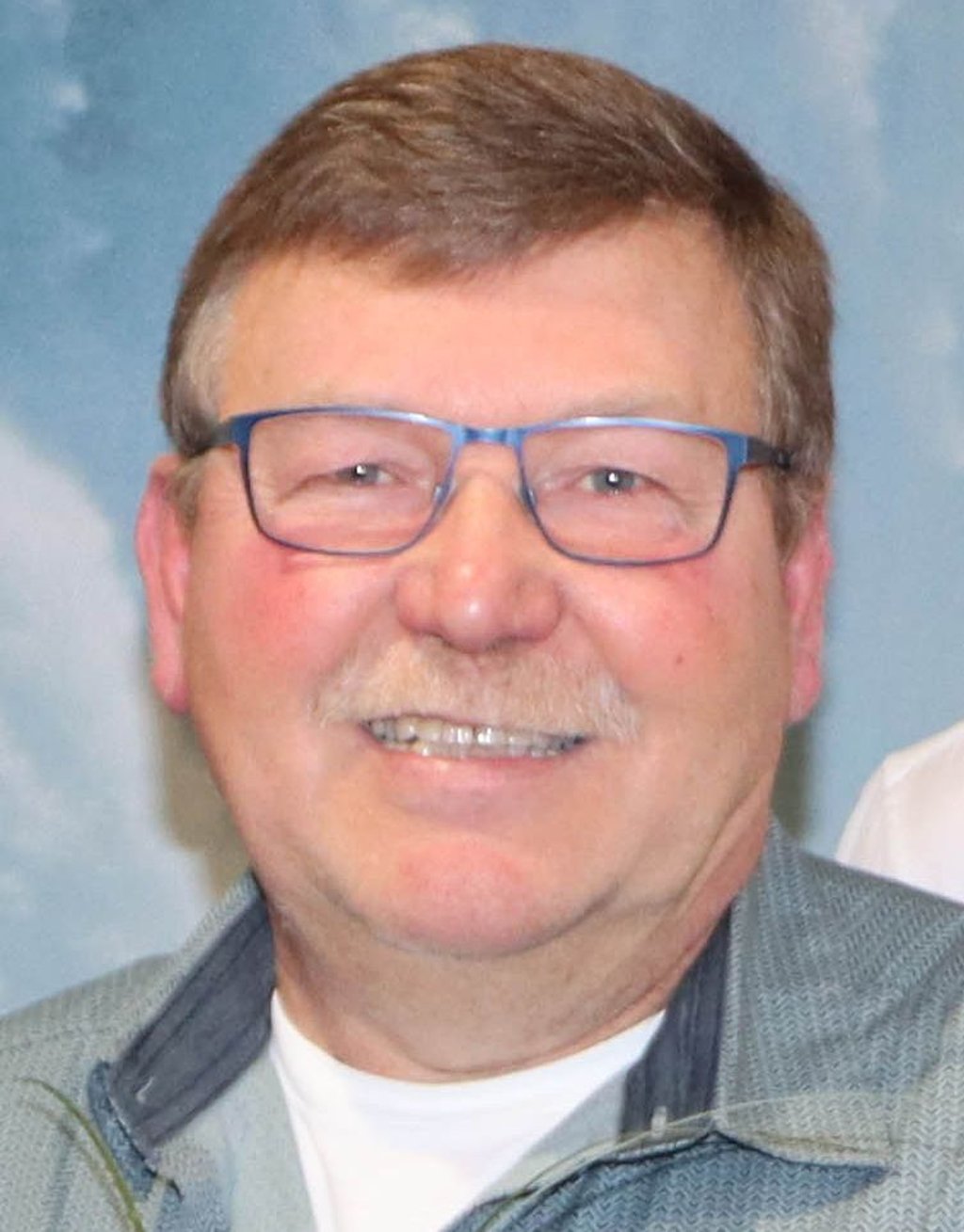 Delbrück-Ostenland: Hubert Klösener nach 48 Jahren in Ruhestand ...