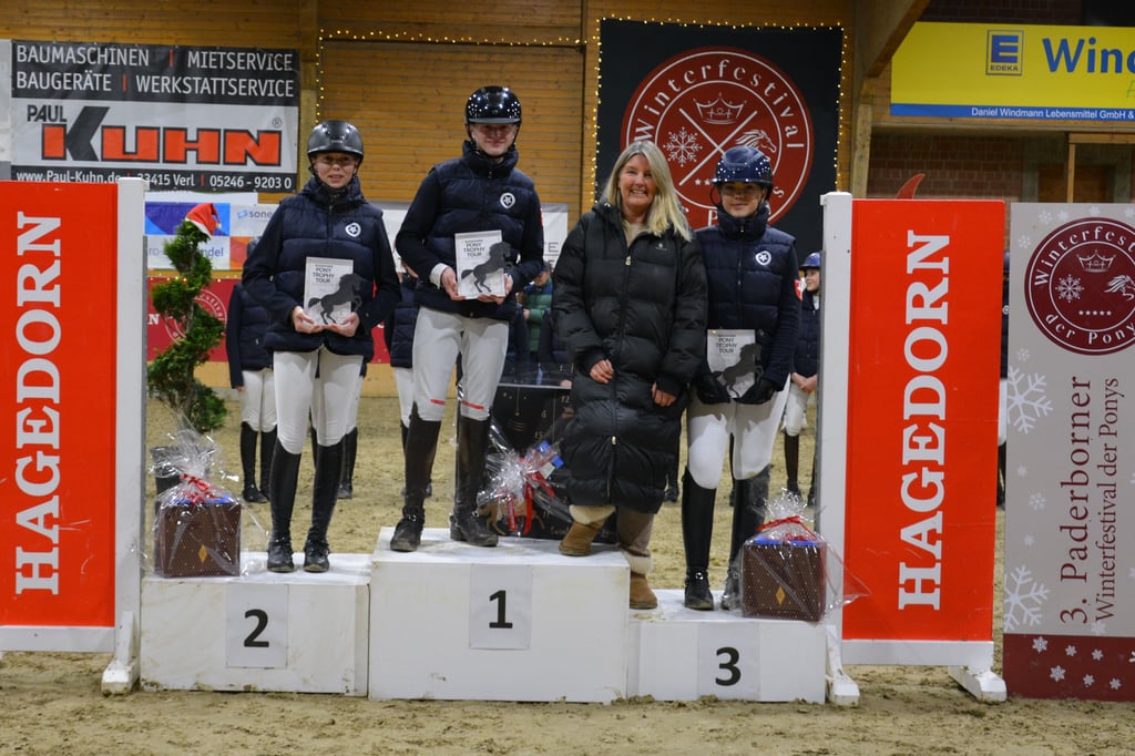 Winterfestival der Ponys in Paderborn ein voller Erfolg