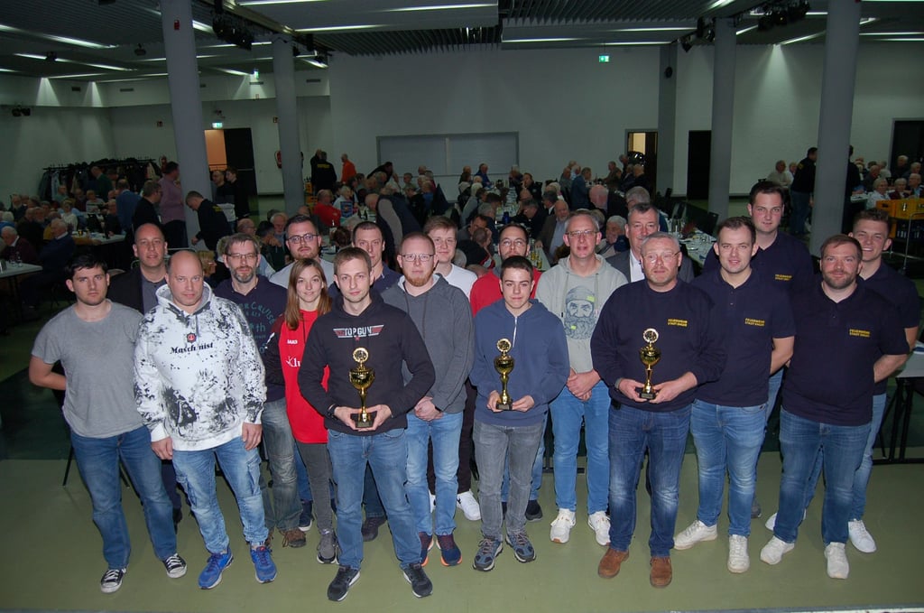 Ehrenabteilungen der Feuerwehren halten Jahrestreffen in Löhne ab