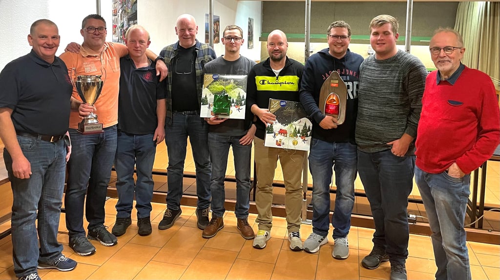 Feuerwehr II siegt beim Dorfpokalschießen in Tengern