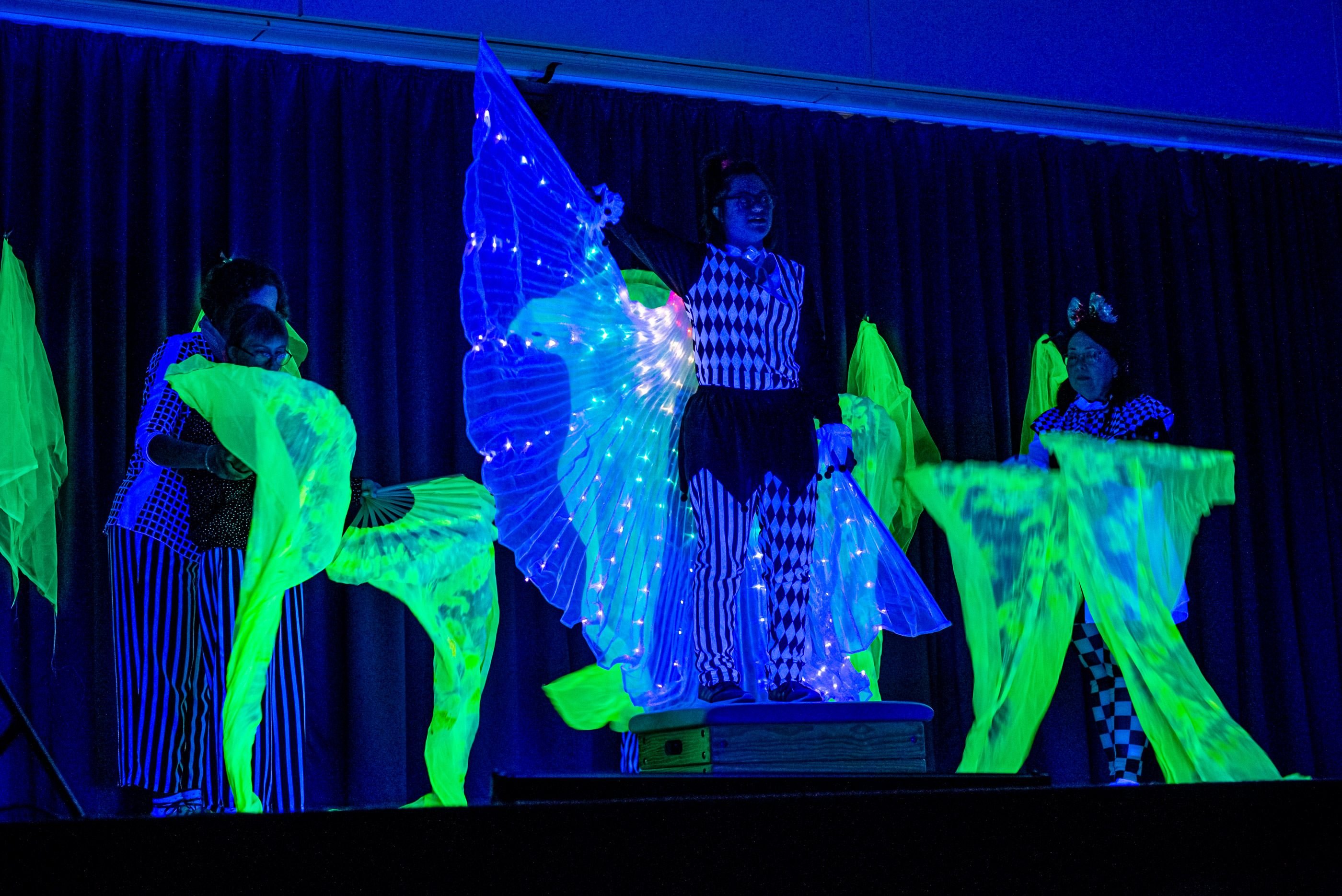 Die schönsten Bilder vom Auftritt des Circus „Maluna Kunterbunt“ in ...