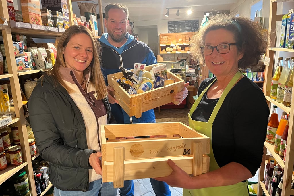 Geschenkidee zu Weihnachten: Präsentkisten mit Bio-Waren aus dem Kreis ...