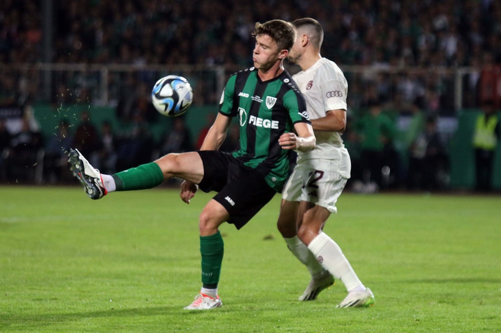 Von den Junioren zu den Profis: Eigengewächs Jano ter Horst bleibt an Bord