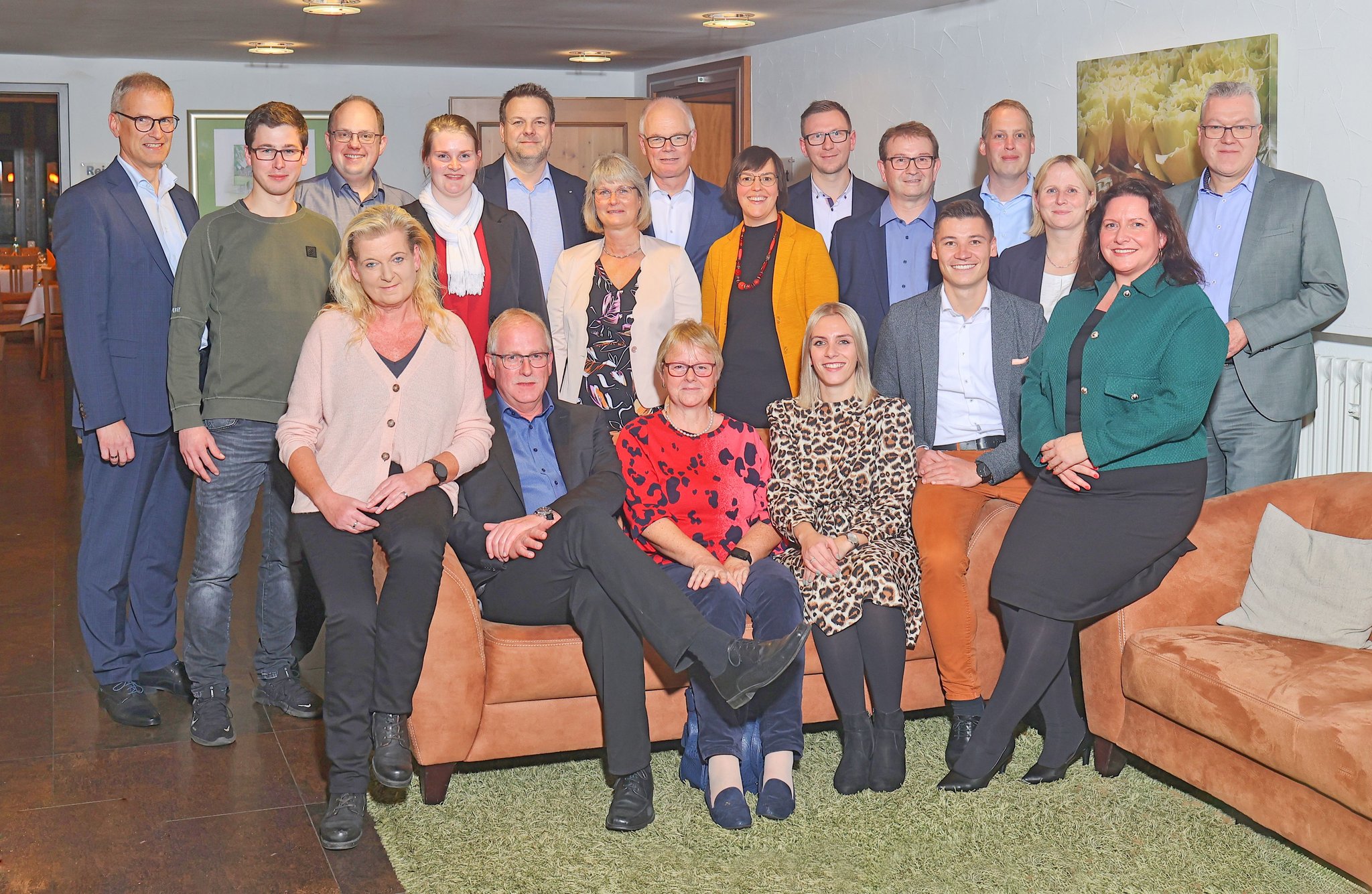 Lübbecke: Volksbank Plus ehrt nach Fusion langjährige Mitarbeiter