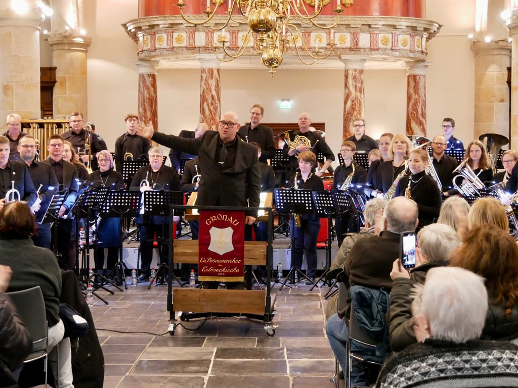 Evangelischer Posaunenchor verbreitet eine musikalisch tolle Einstimmung in der Vorweihnachtszeit