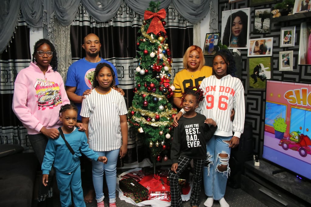 Wie Nigerianer in Enger Weihnachten feiern
