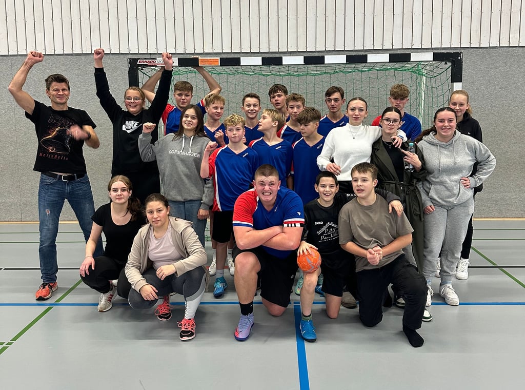 Handball: Peter-Hille-Schule Nieheim doppelter Kreismeister / Brede ...